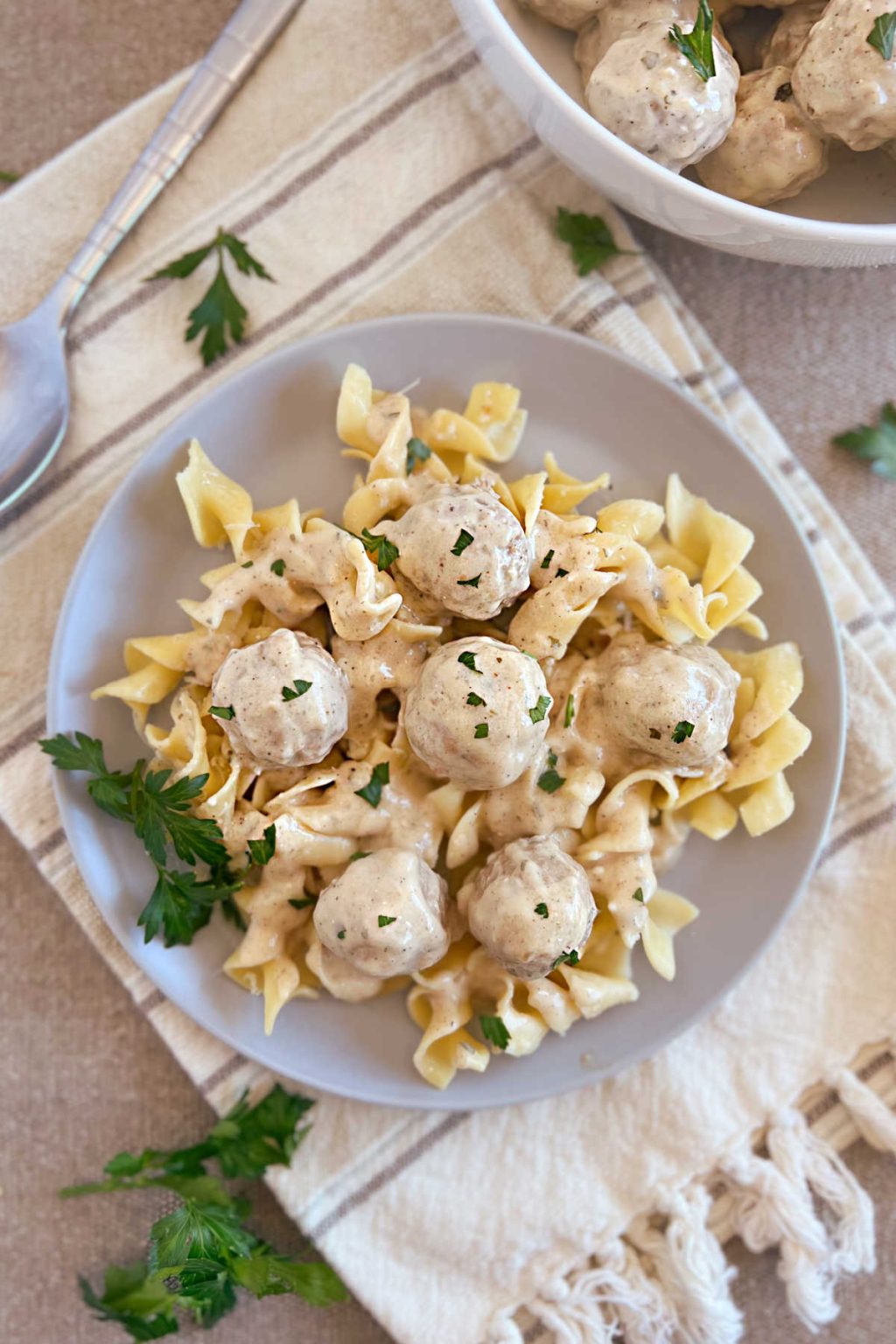 Slow Cooker Swedish Meatballs - Meatloaf and Melodrama