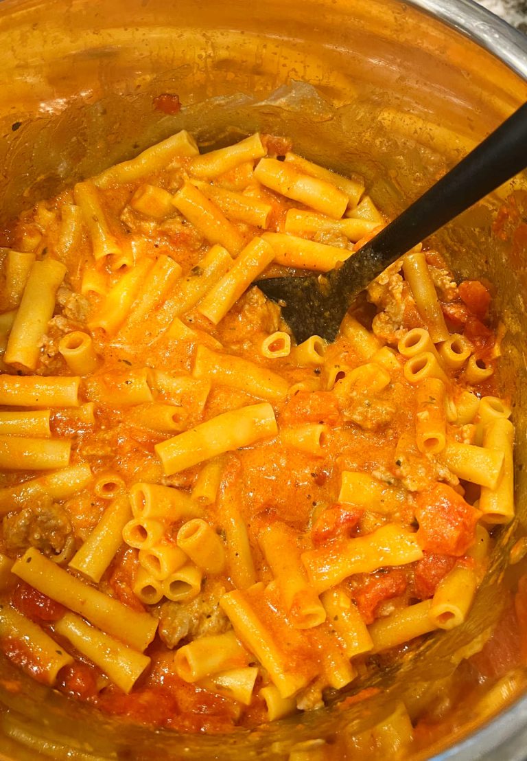 Best Instant Pot Baked Ziti - Meatloaf and Melodrama