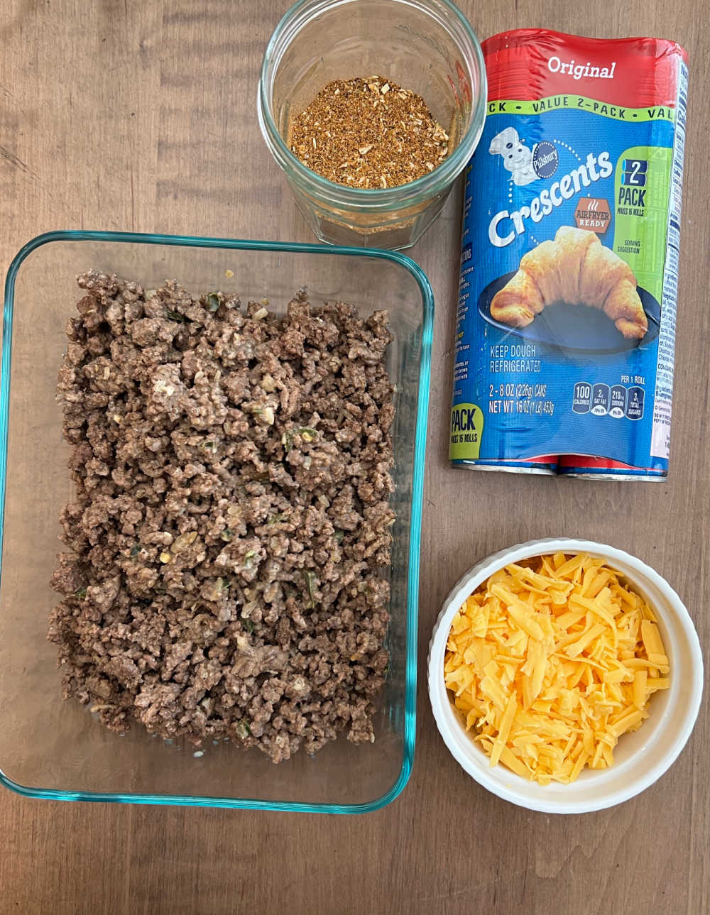 Easy Taco Ring Recipe with Crescent Rolls - Meatloaf and Melodrama