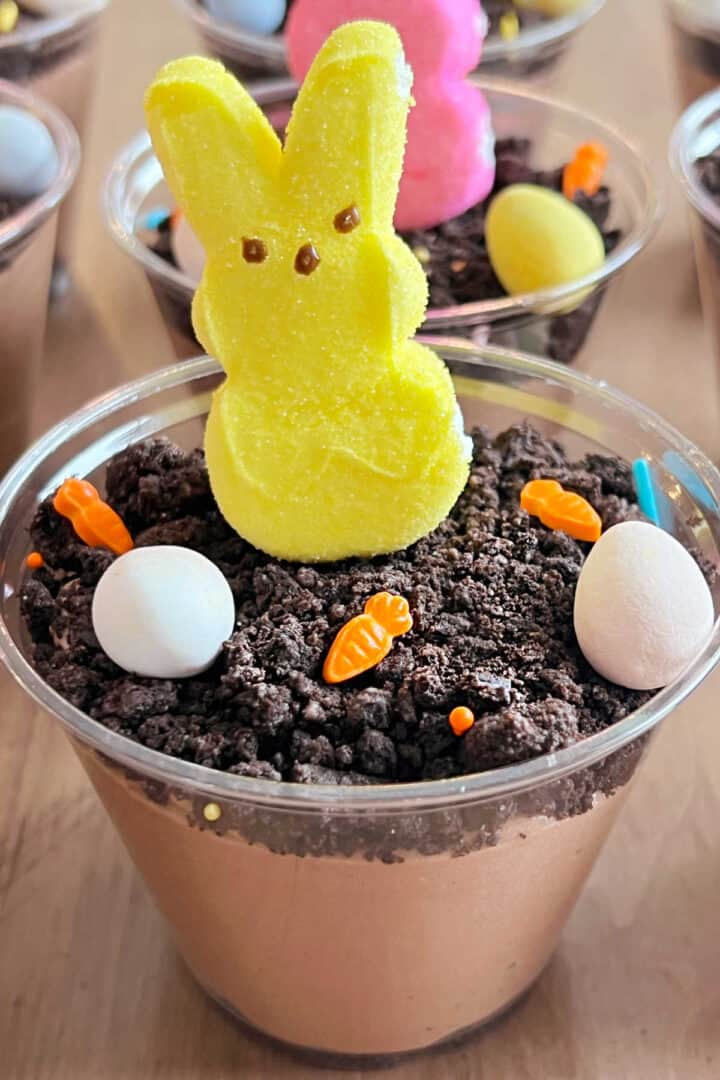 Easter Dirt Cups (Easy Recipe with Pudding and Peeps) - Meatloaf and ...