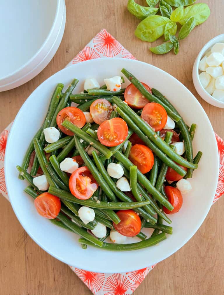 Easy Green Bean and Tomato Salad with Mozzarella - Meatloaf and Melodrama