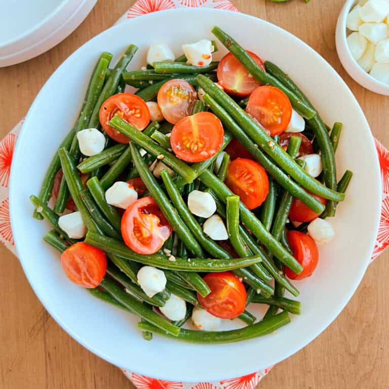 Easy Green Bean and Tomato Salad with Mozzarella - Meatloaf and Melodrama
