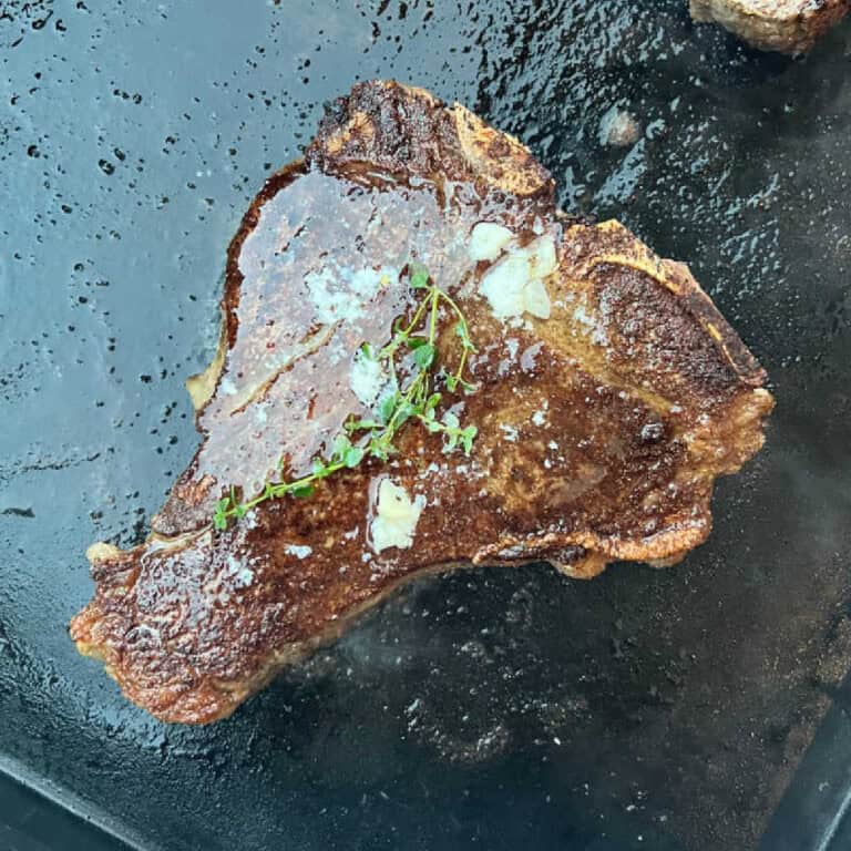 How to Cook Steak on Blackstone Griddle (Easy and Delicious) - Meatloaf ...