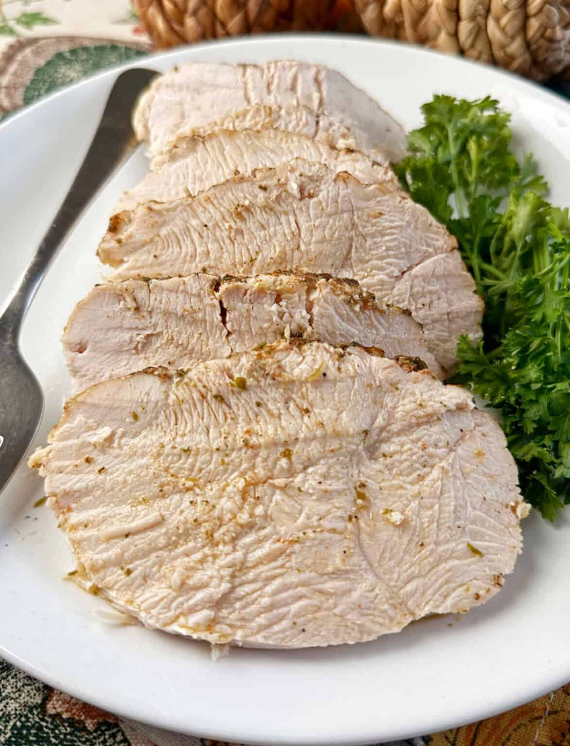 Juicy Crockpot Turkey Breast (Boneless) - Meatloaf and Melodrama