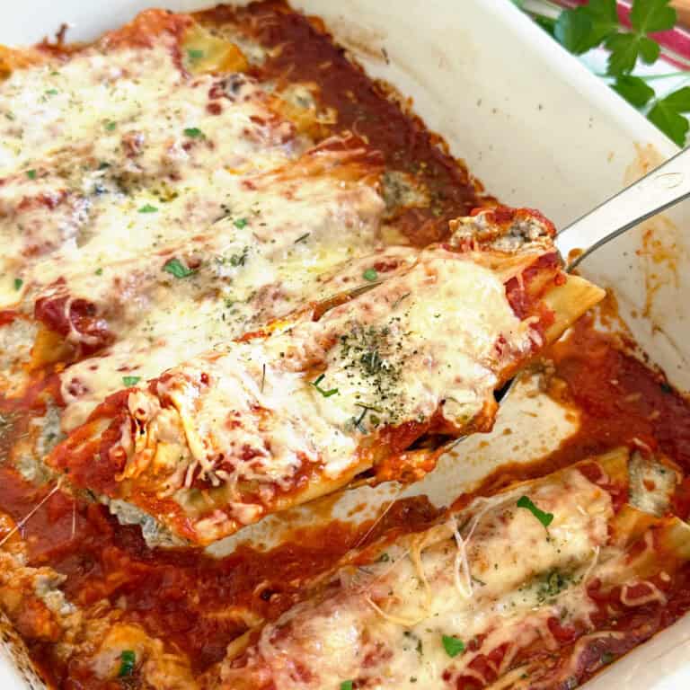 Easy Manicotti Recipe with Beef and Cheese - Meatloaf and Melodrama