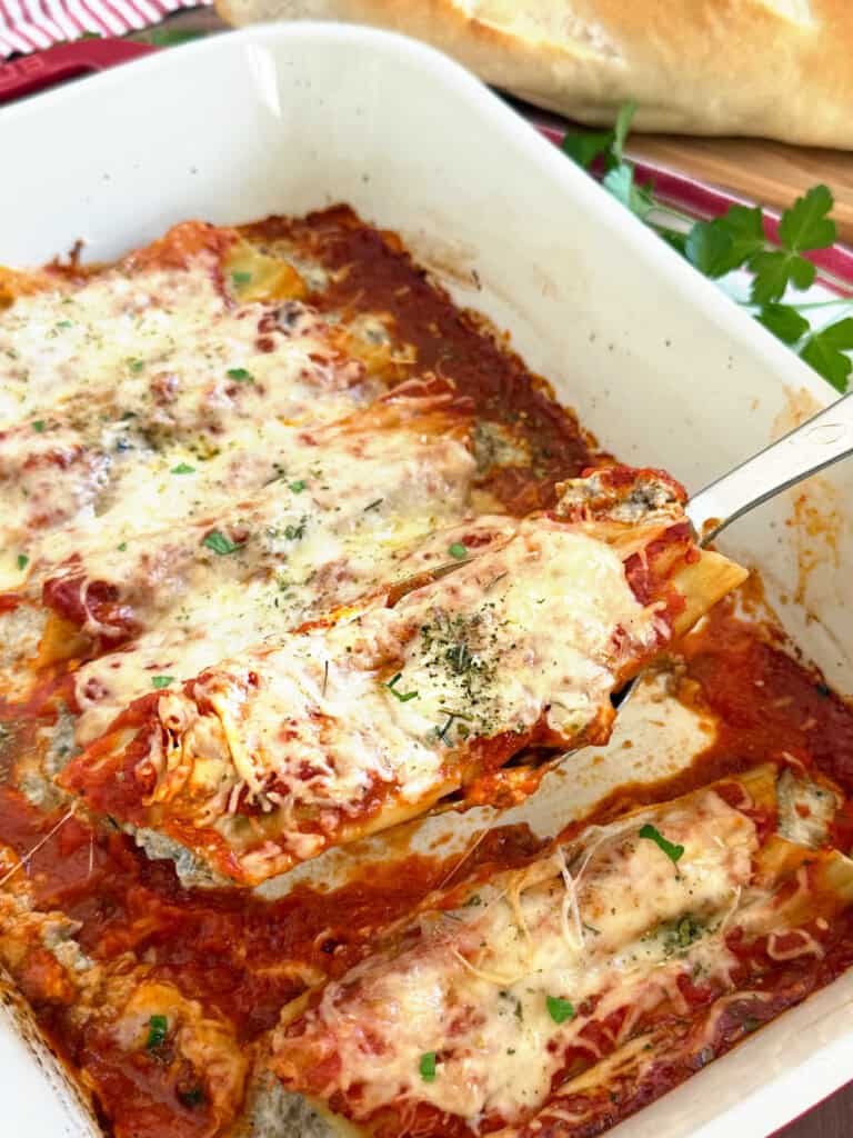 Easy Manicotti Recipe with Beef and Cheese - Meatloaf and Melodrama